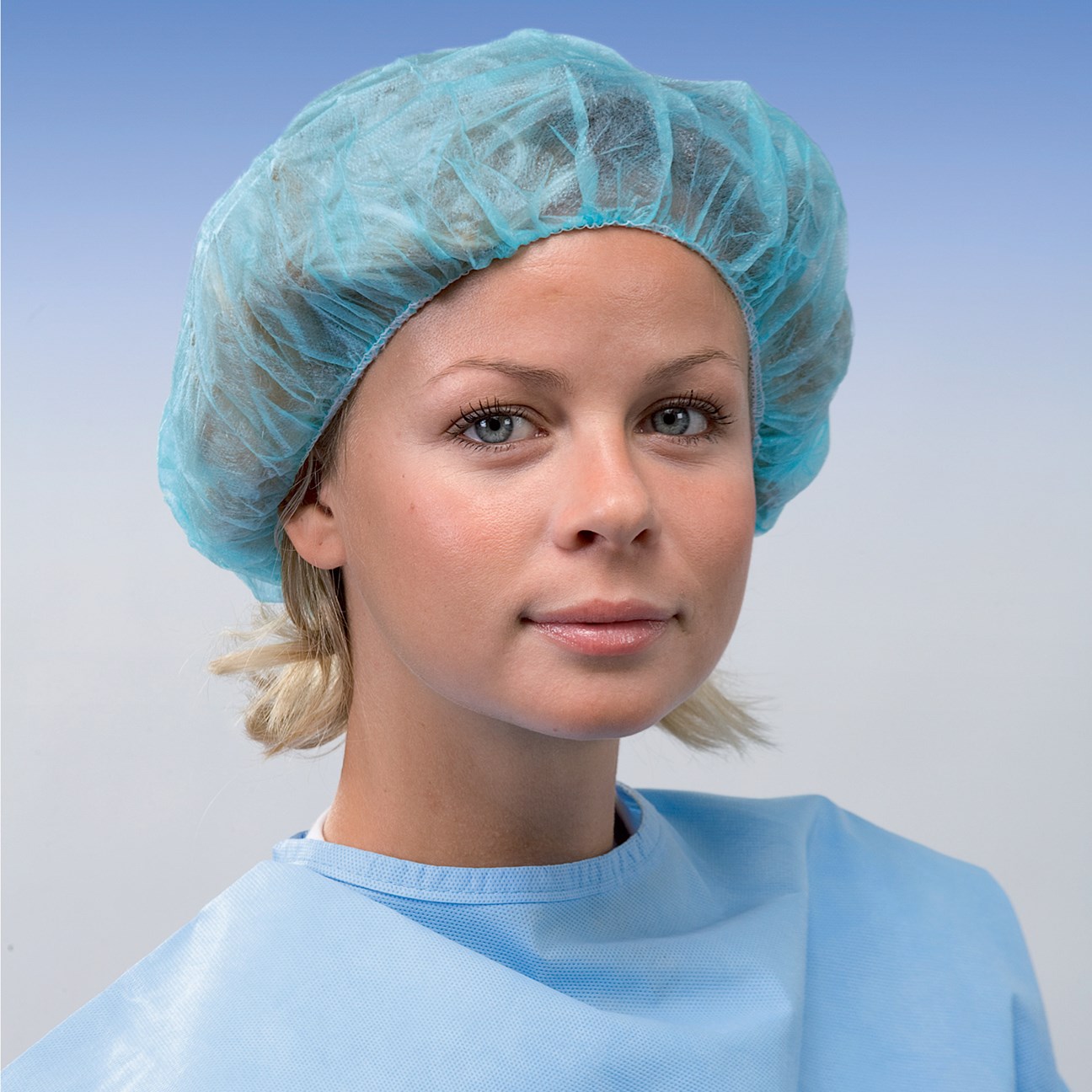 CVU015 : Bouffant Cap Blue