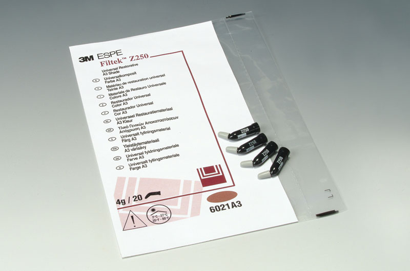 FLM842 : Filtek Z250 Universal Restorative (Composite) Capsule Refills A1